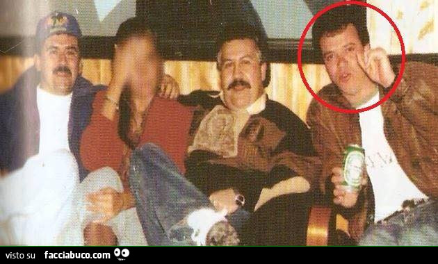 Le domeniche d'agosto quanta neve che cadrà. Pablo Escobar e Gigi ...